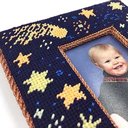 Kreinik Manufacturing > Free Patterns > Free Needlepoint Projects